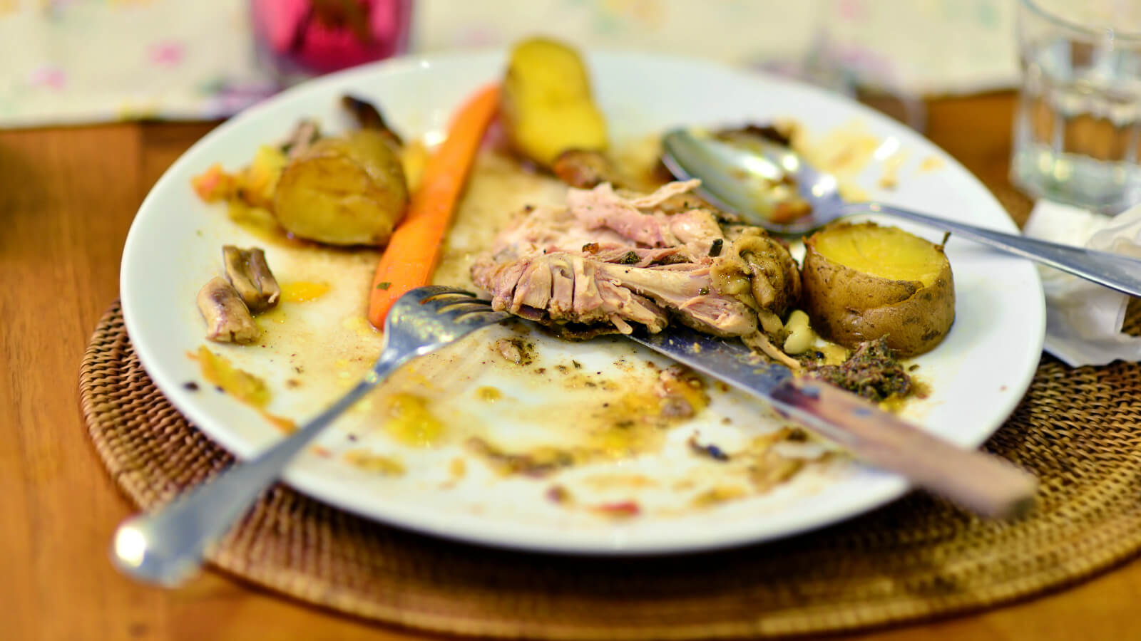 How To Make Sure Old Food Scraps Never Go To Waste